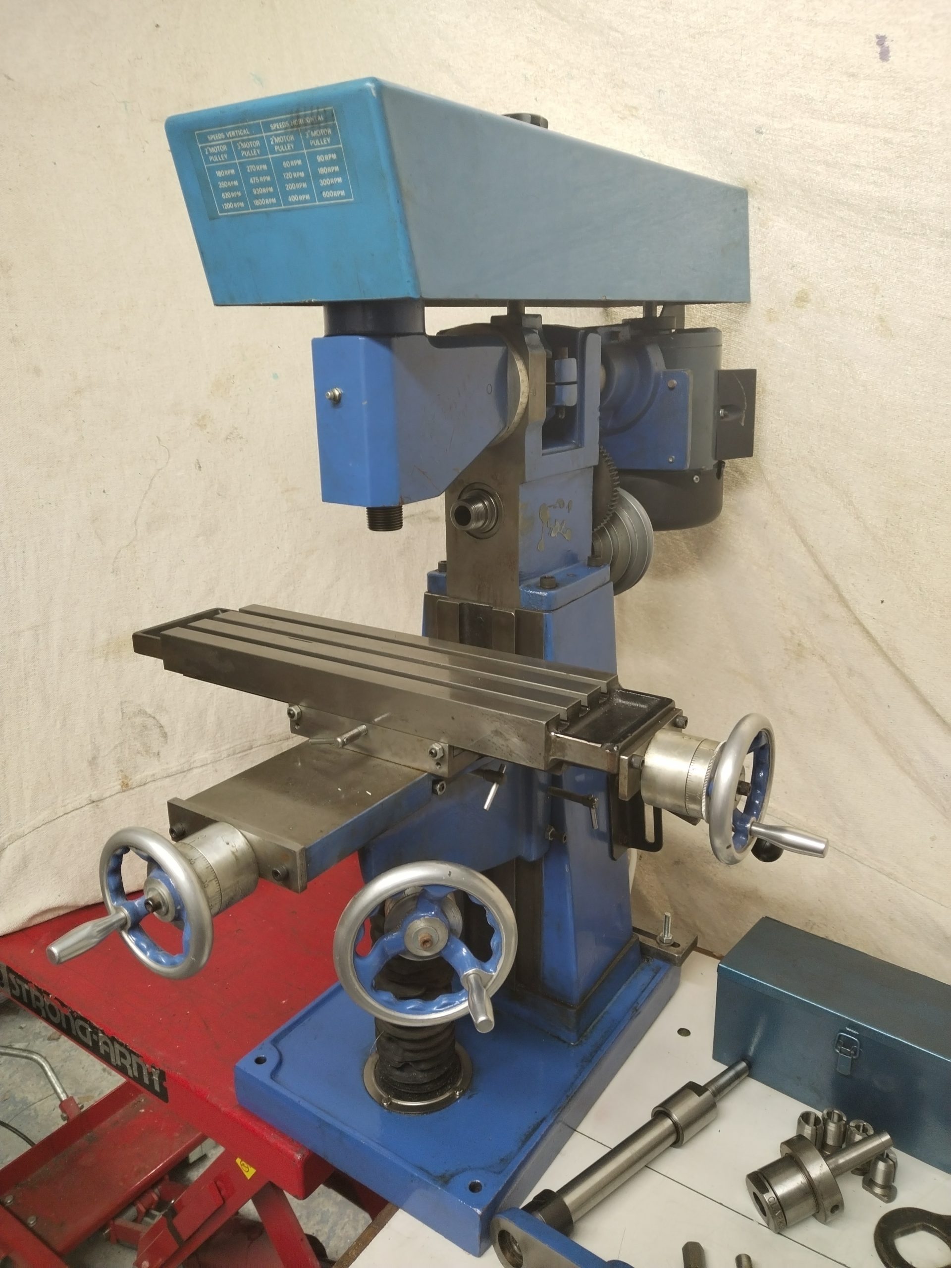 Sharp Universal Horizontal & Vertical Milling Machine – SuffolkSteam